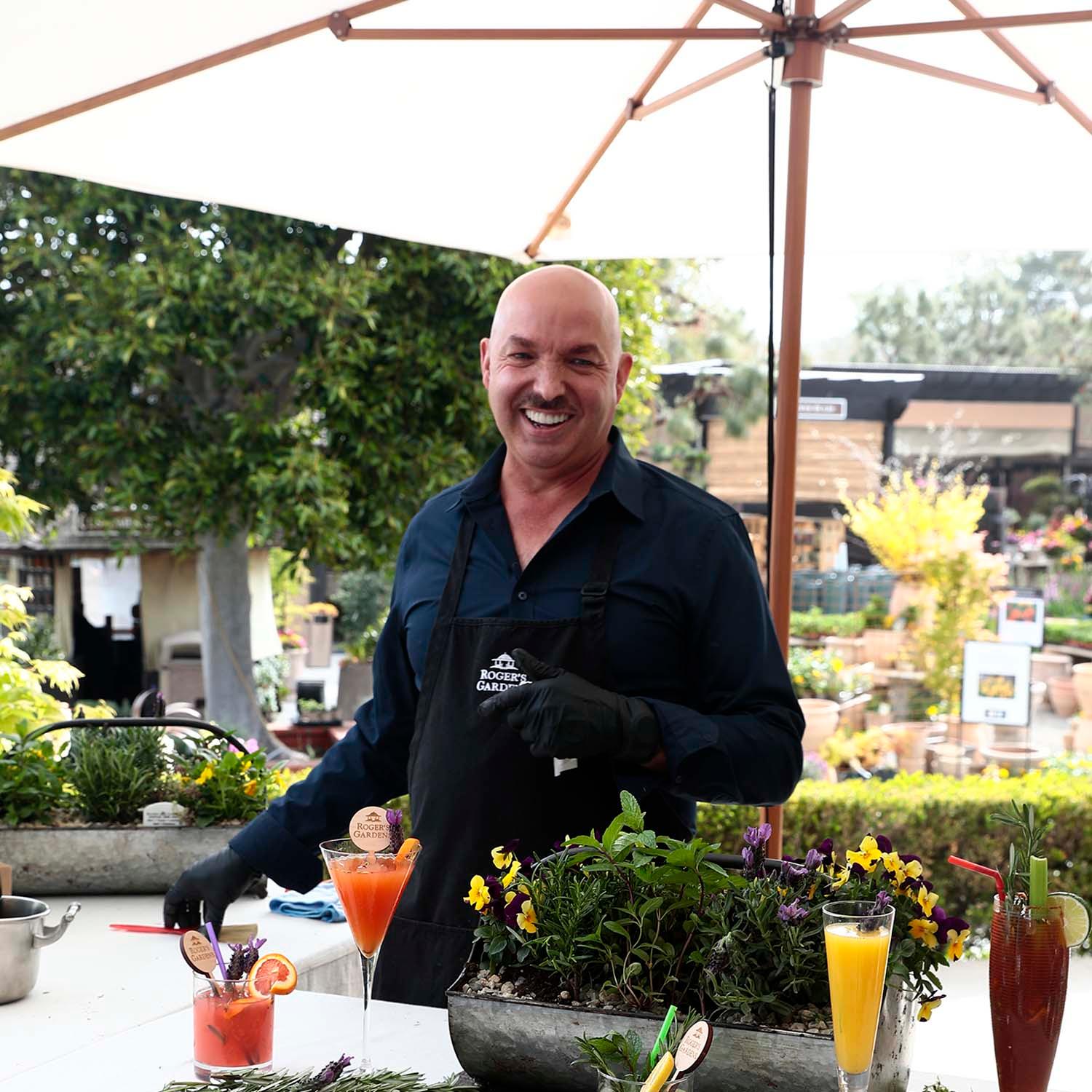 How To Plant & Use Your Cocktail Herb Garden – Roger's Gardens