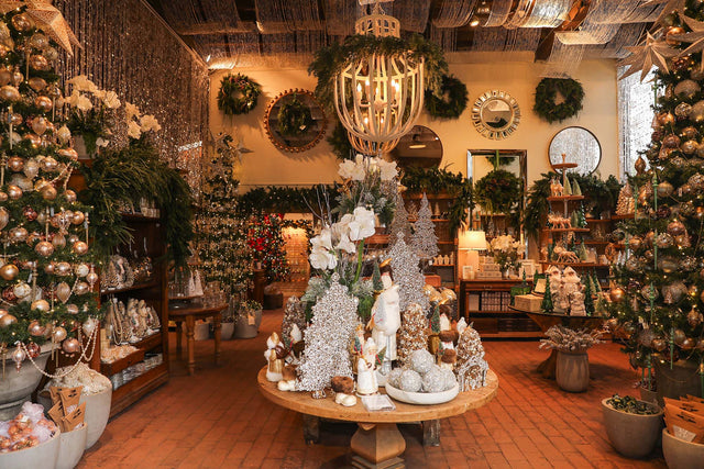 Christmas Boutique – Roger's Gardens